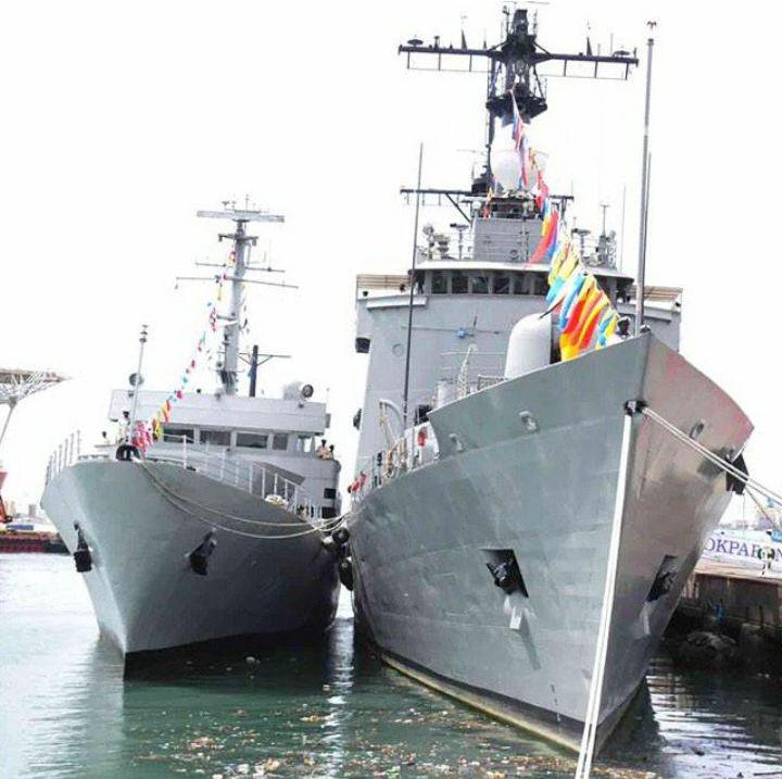 President Jonathan inaugurates four new ships for Nigerian Navy ...