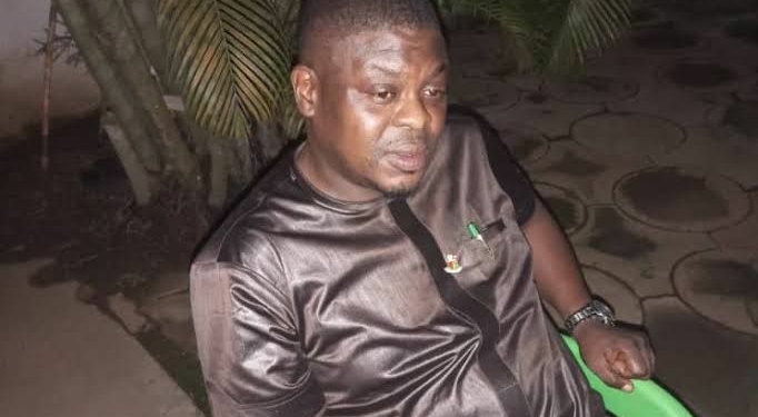 Suspended Ido LG chairman, Adeojo allegedly assaults renowned lawyer in Ibadan | Newspeakonline