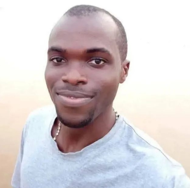 Access Bank staff caught filming female colleagues, over 400 explicit videos found | Newspeakonline